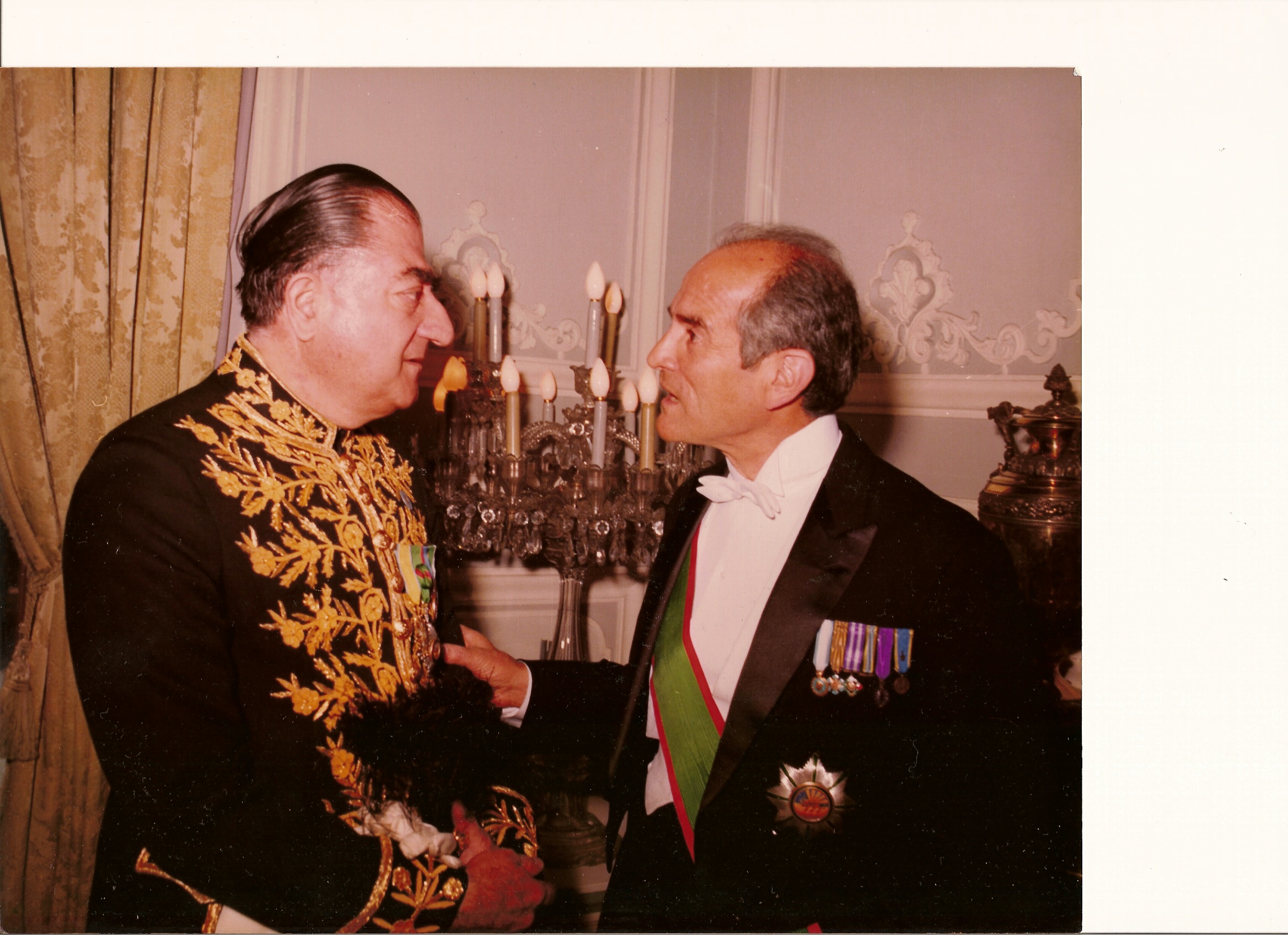 With_Hadi_Hedayati – The Ghaffari Clan of Kashan